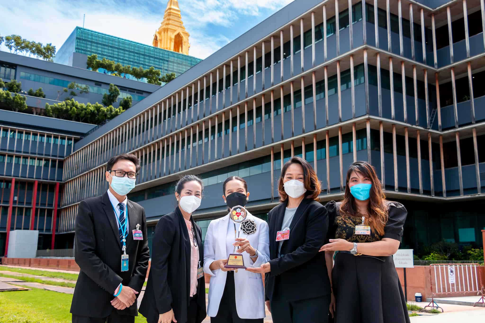 รับมอบโล่เกียรติยศ “องค์กรคนดี” ประจำปี 2565 - KTBGS